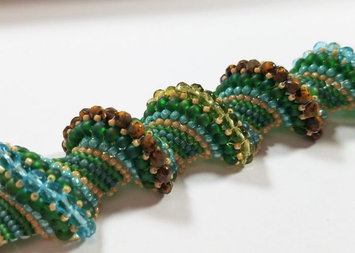 Bead Weaving 101 – Peyote Stitch Basics – Stitch in the Ditch – The ...