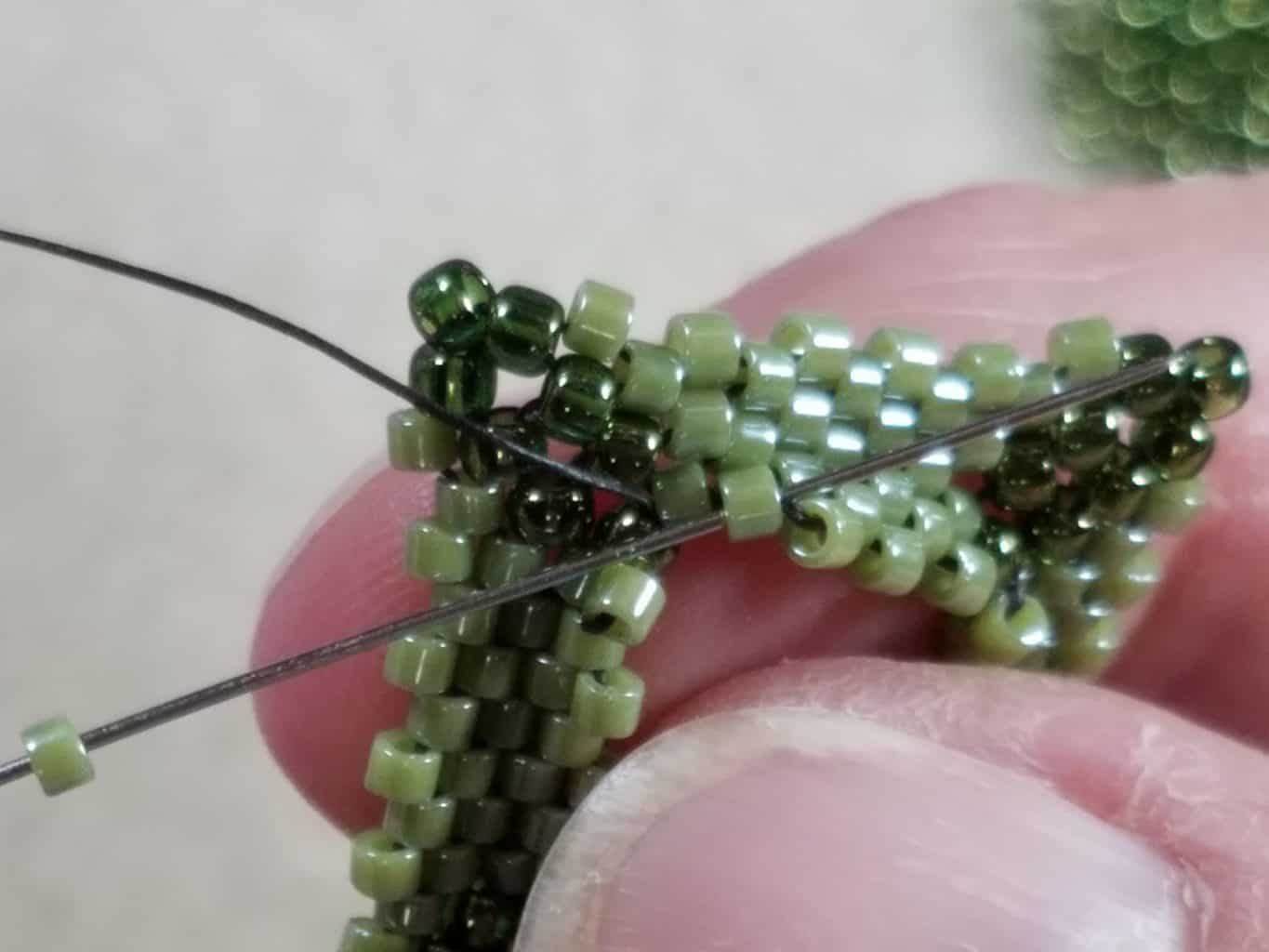 Bead Weaving 101 – Advanced Tubular Peyote – Creating 3D Shapes – The ...