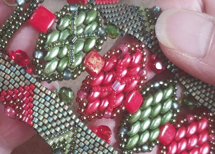 Ruffled Peyote Cuff Bracelet – Embellishing and Finishing the Bracelet ...