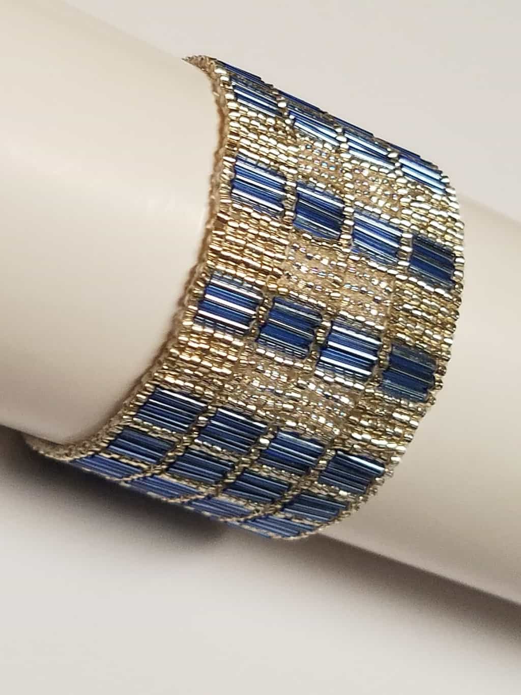 Bead Weaving 101 – Square Stitch with Bead Variations – The Alluring ...