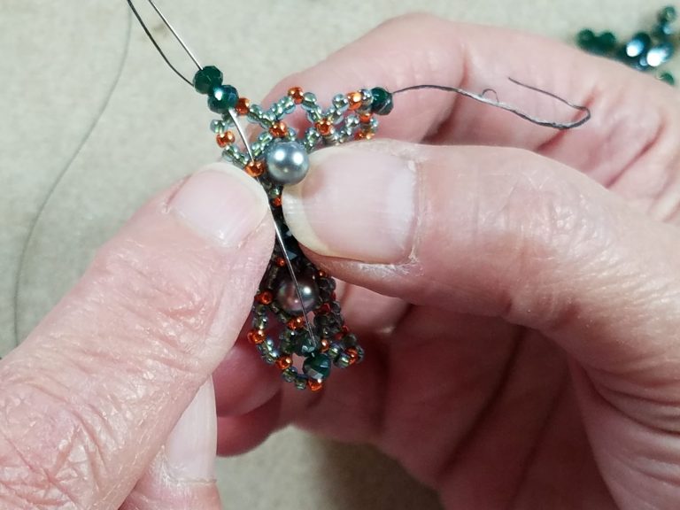 Bead Weaving 101 – Advanced Techniques – Embellished Flat Netting – The ...