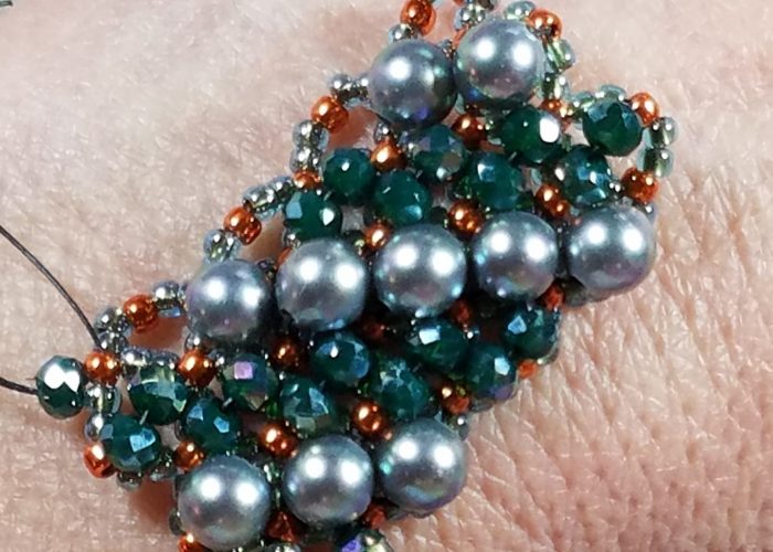 Bead Weaving 101 – Advanced Techniques – Embellished Flat Netting – The ...