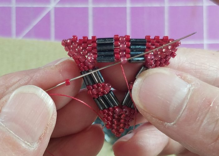 Totally Tubular Peyote Triangles Tutorial Part 1 – The Alluring Bead ...