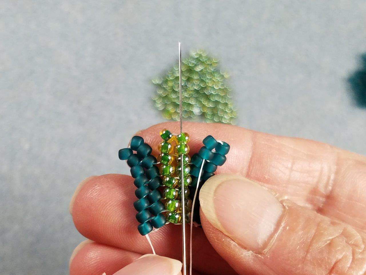 Bead Weaving 101 – Increasing Flat Brick Stitch for Even Rows – The ...