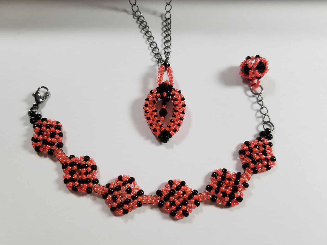 Bead Weaving 101 – Ladder Stitch Alternate Methods – The Alluring Bead ...